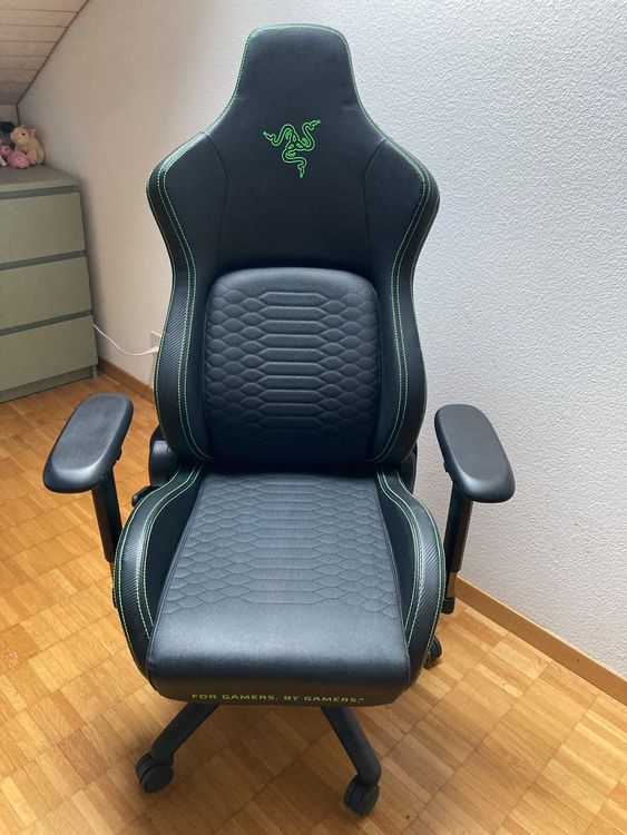 Razer Iskur Gaming-Stuhl neuwertig | Kaufen auf Ricardo