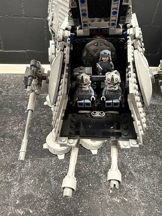 Lego star wars UCS AT AT 75313 Komplett (Gebraucht) in Frick für CHF ...