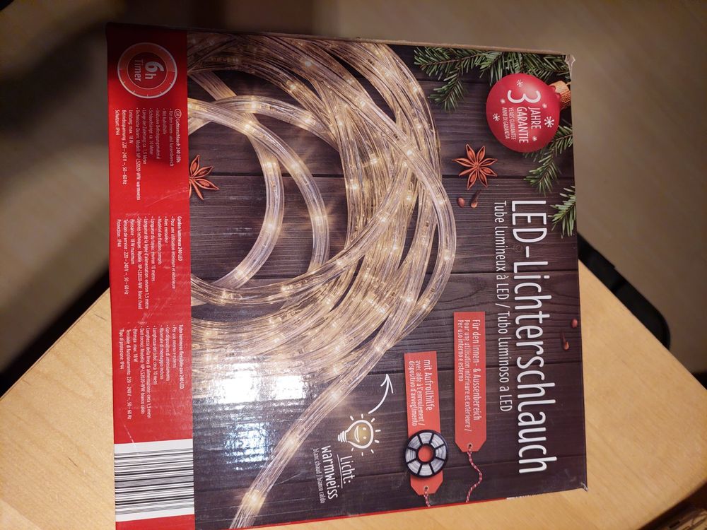 LED Lichterschlauch Warm Weiss von Aldi (Neu (gemäss Beschreibung)) in ...