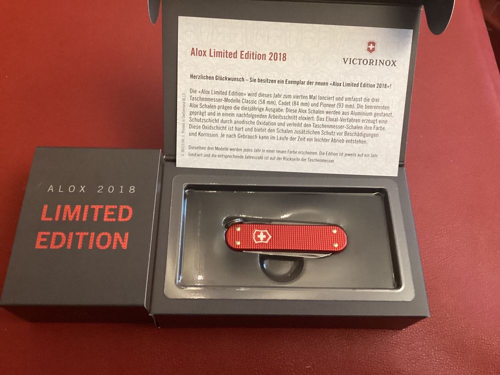 Victorinox Classic Alox LE 2018, Beerenrot (Neu und originalverpackt ...