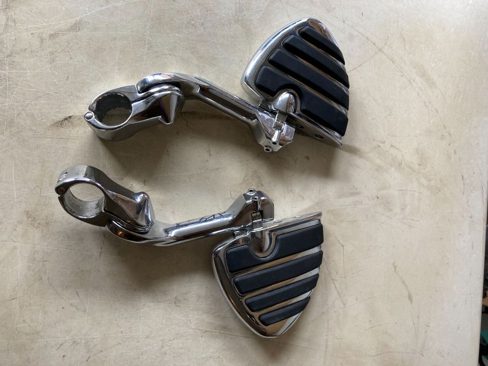 Harley Davidson Highway Pegs (Gebraucht) in Schötz für CHF 61 – mit ...
