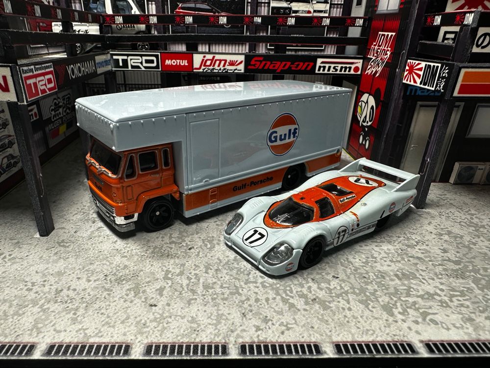 Hotwheels premium Team Transport Porsche 917 LH GULF (Gebraucht) in ...