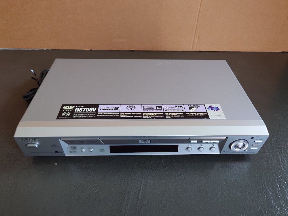 Sony DVD/CD Player DVP-NS700V silber, sehr guter Zustand! (Gebraucht) in rifferswil für CHF 40 ...