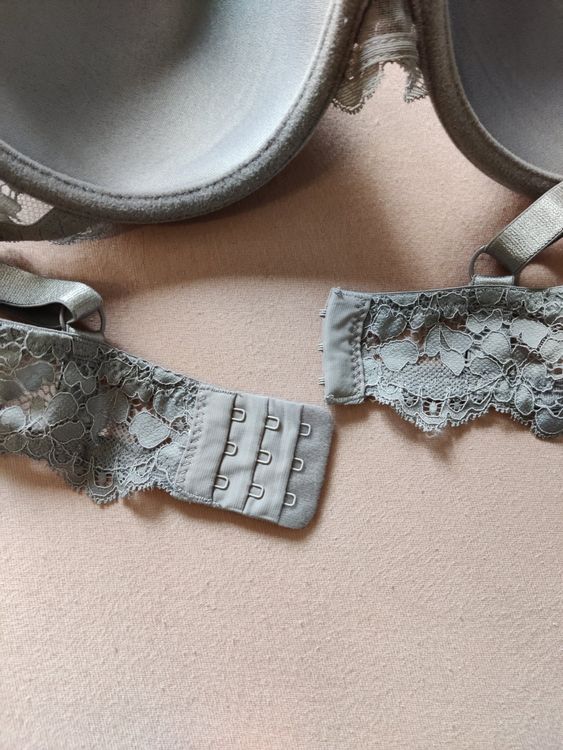 10 BHs / BH Set 85D (Gebraucht) in Pieterlen für CHF 26 – mit Lieferung ...