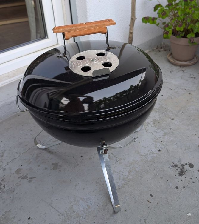 Tragbarer Weber Holzkohlegrill (Gebraucht) in Olten für CHF 20 – nur Abholung auf Ricardo kaufen