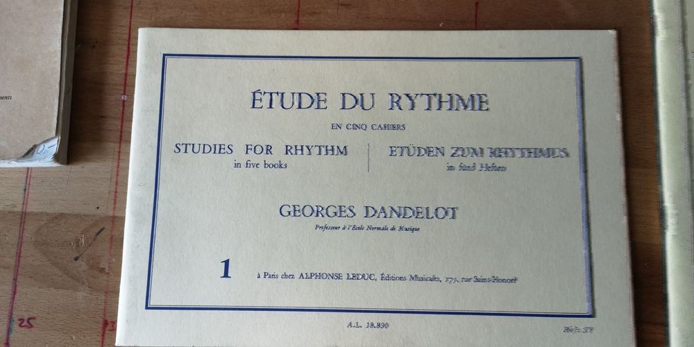 étude du rythme (Neu (gemäss Beschreibung)) in neuchatel für CHF 10 ...