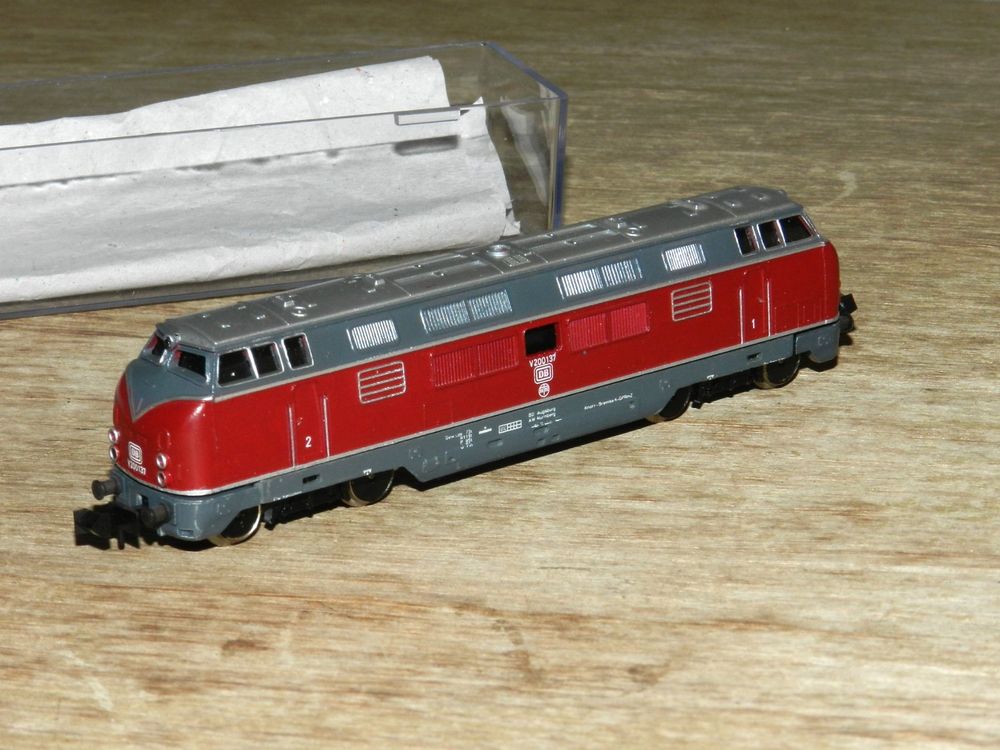 Minitrix Spur N EMS Diesellok V 200 der DB | Kaufen auf Ricardo Minitrix Spur N EMS Diesellok V 200 der DB | Kaufen auf Ricardo
