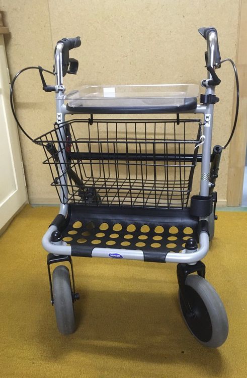 Rollator Invacare Banjo P452E/3 (Gebraucht) in für CHF 30 – nur ...