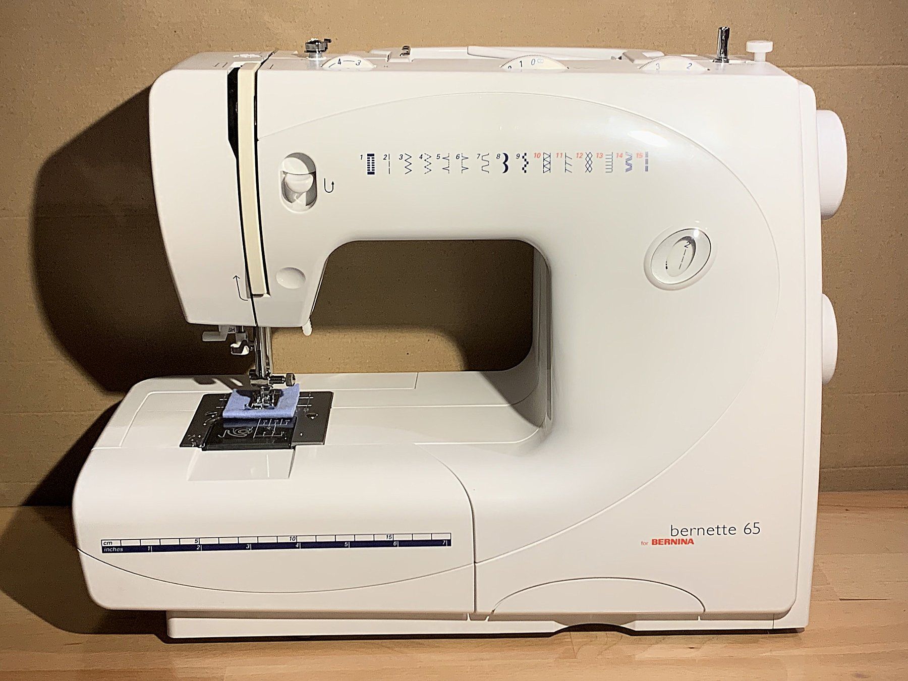 BERNINA BERNETTE 65 Nähmaschine frisch ab Service (Gebraucht) in ...