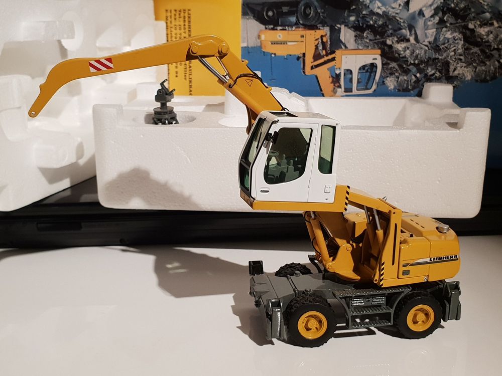 Liebherr A316 Umschlagbagger NZG (Neu (gemäss Beschreibung)) in Baar ...