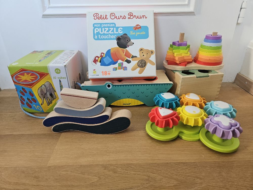 FREE TOYS WITH COLLECTION: Baby & Toddler Learning (Gebraucht) in ...