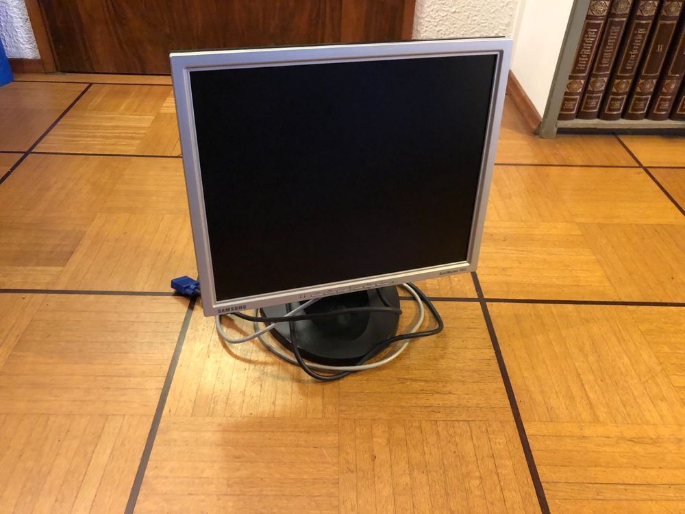 Monitor Samsung Syncmaster 191T 19’’ | Acheter sur Ricardo