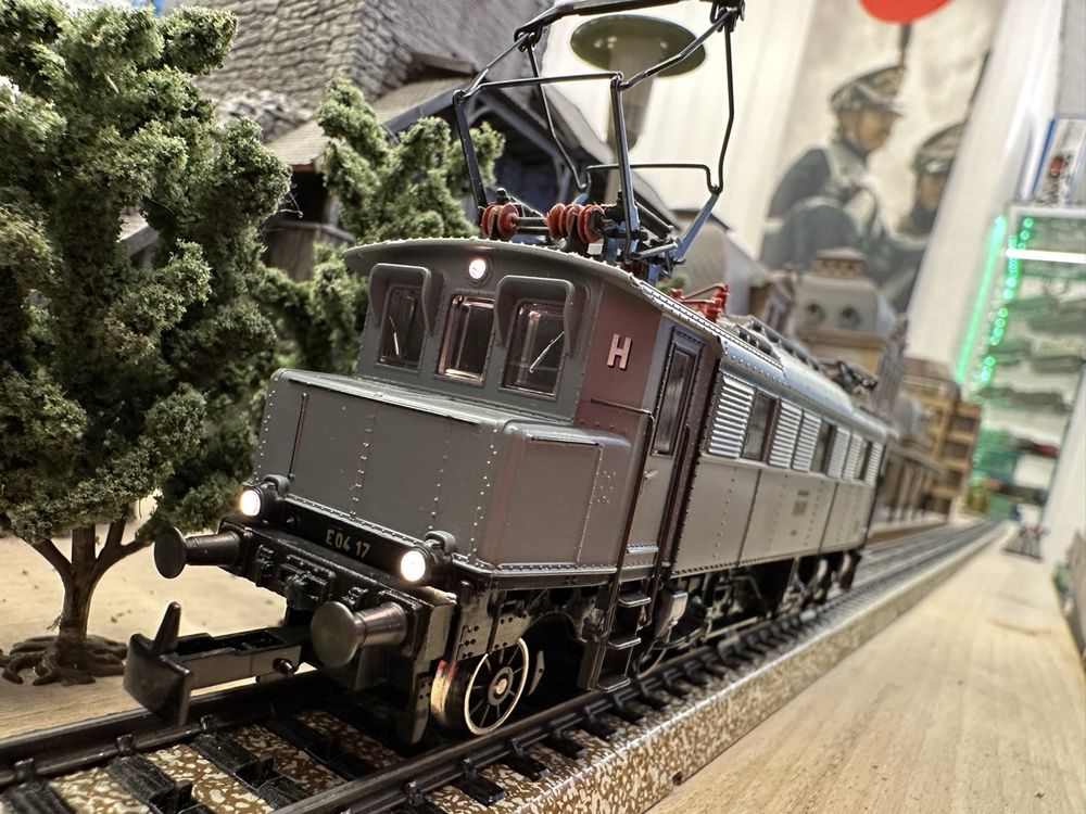 Märklin 3100 DRG E04 17 (Gebraucht) in Lupsingen für CHF 99 – nur Abholung auf Ricardo kaufen