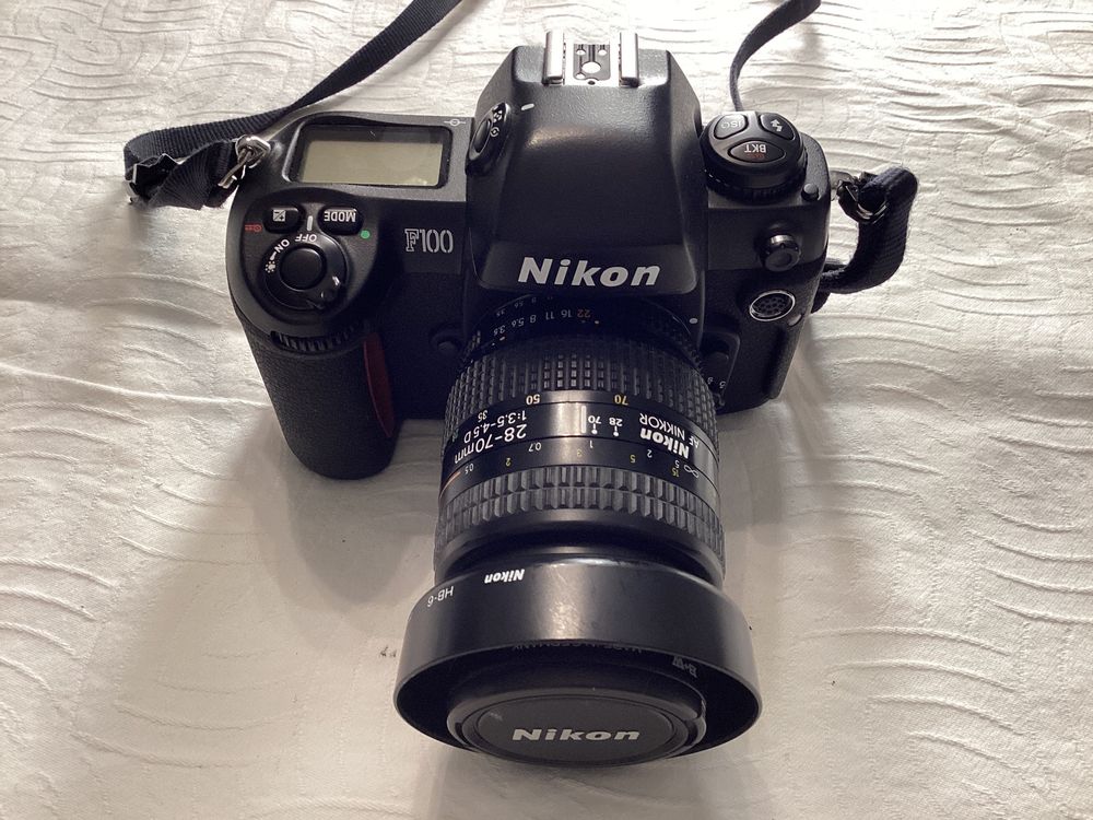 Nikon F100 mit AF Nikkor 28-70mm | Kaufen auf Ricardo