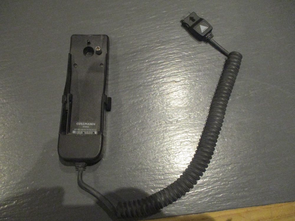 ALTER CULLMANN NOKIA ( AUTO ? ) TELEFONHALTER ( VW/AUDI?) (Defekt) in ...