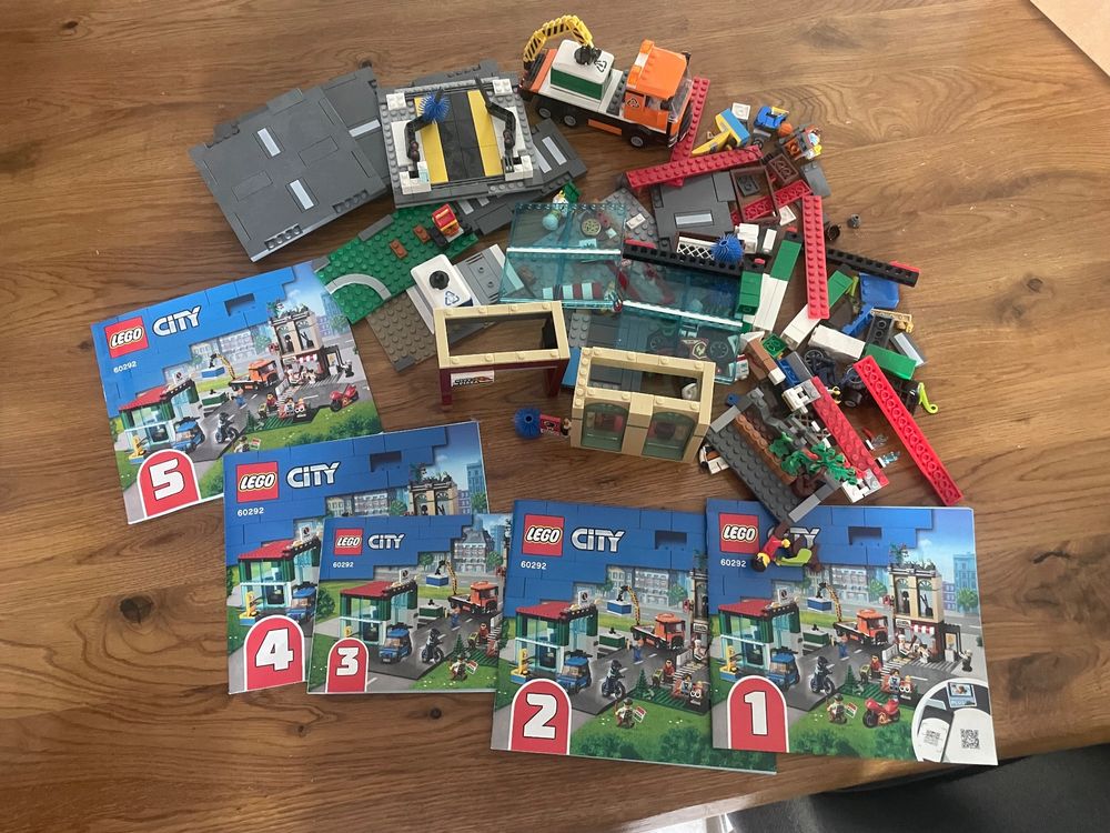Lego City 60292 Stadtzentrum (Gebraucht) in Otelfingen für CHF 50 – mit ...