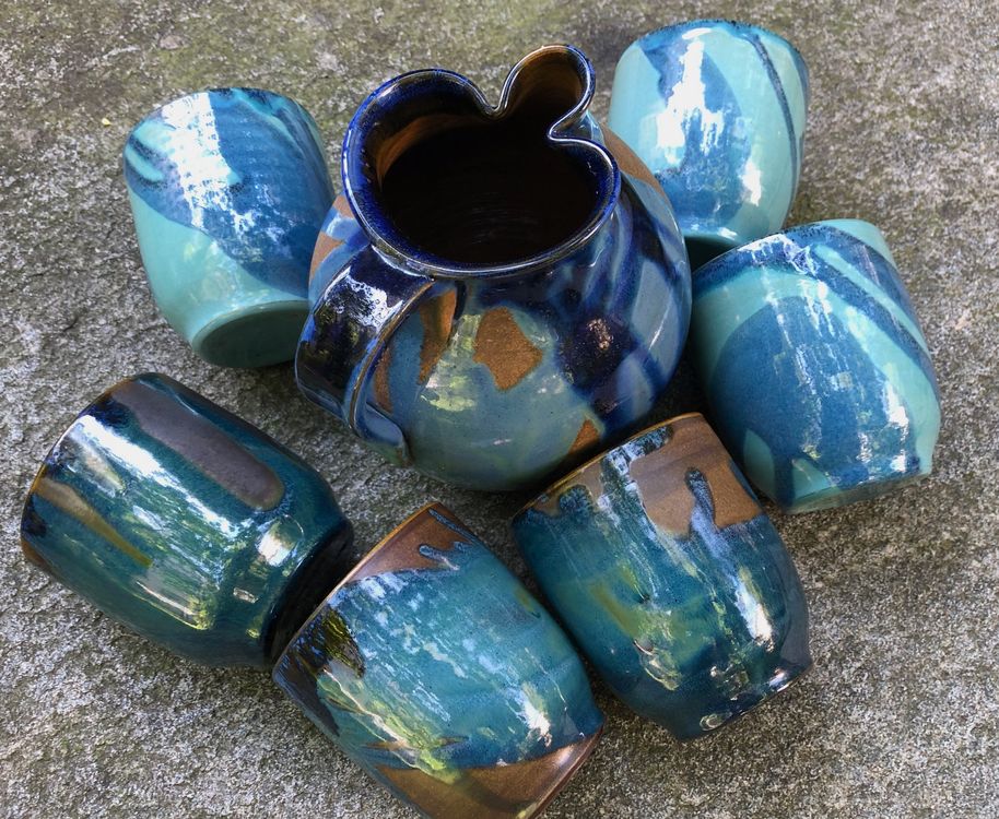 Krug mit 6 Tassen, alles Unikate (Gebraucht) in Zürich für CHF 29 – mit Lieferung auf Ricardo kaufen