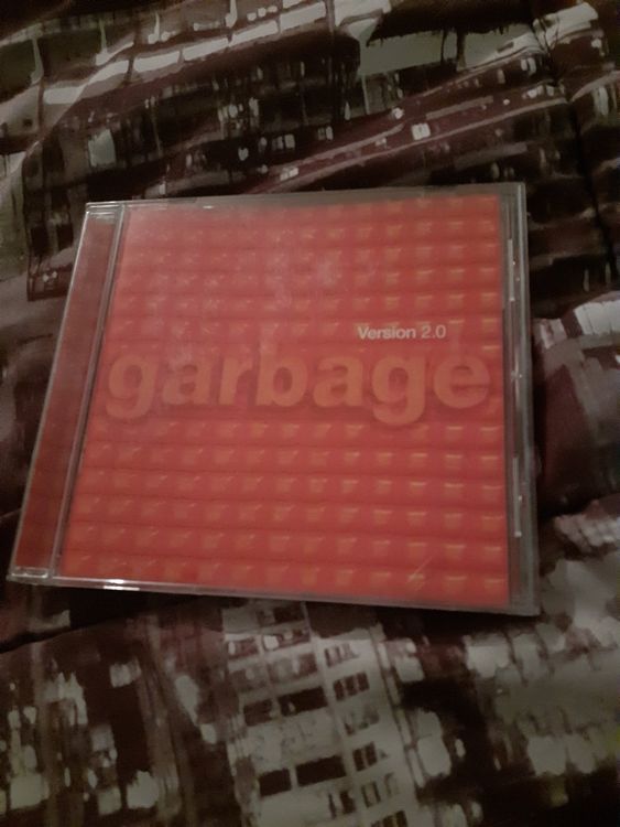 Garbage "Version 2.0" CD Kult-Album 90er (Gebraucht) in Kloten für CHF 3 – mit Lieferung auf ...