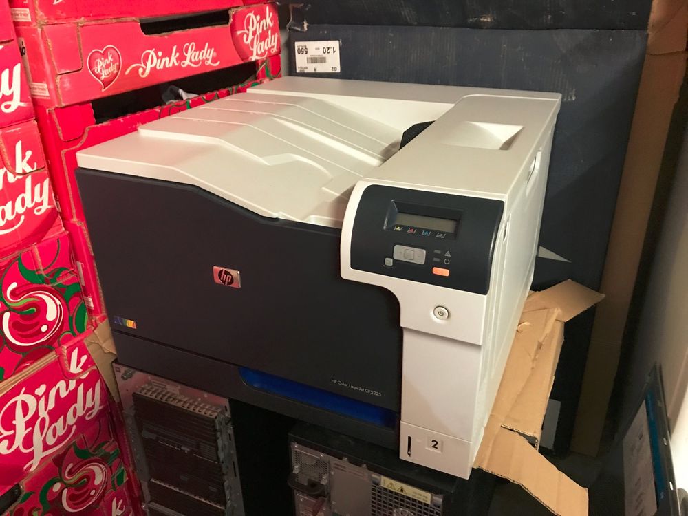 hp color laserjet cp5225 Ohne Toner | Kaufen auf Ricardo