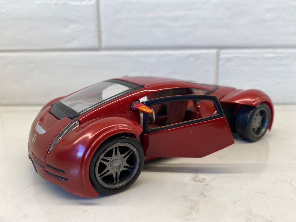 Maisto Lexus 1/24 Minority Report | Kaufen auf Ricardo