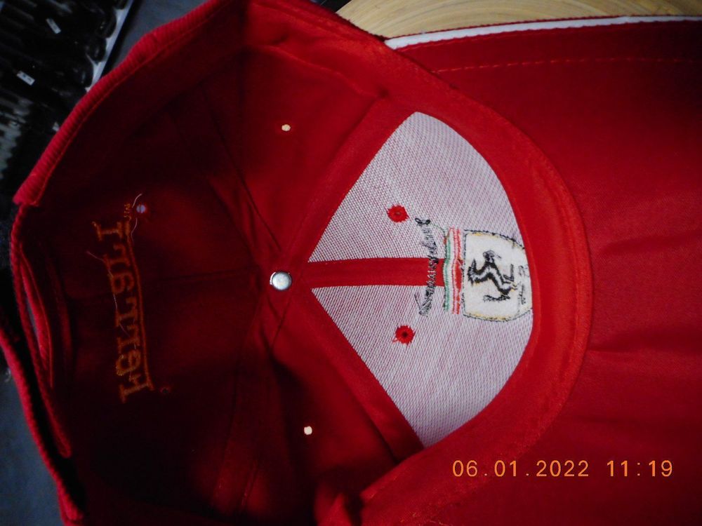 FERRARI Mütze Fan Base CAP gesticktes Logo (Neu (gemäss Beschreibung ...