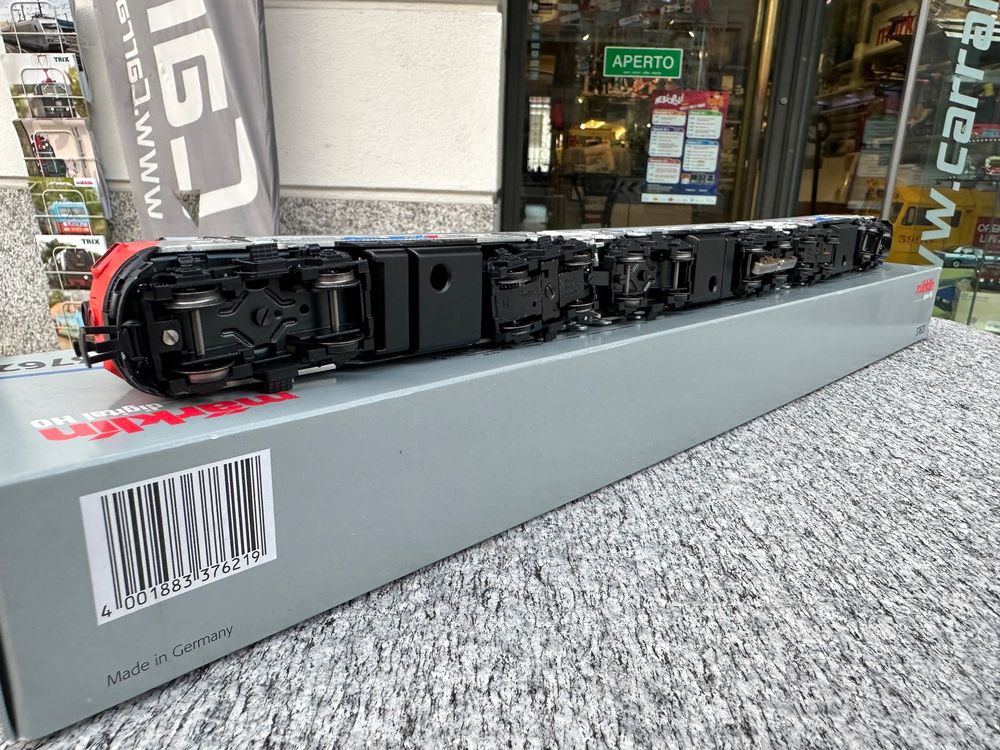 Märklin 37621 EMD F7 Amtrak AC Digital USA Diesel (Gebraucht) in ...