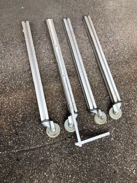 Streben Profile ------ 4 Alustreben mit Rollen 45 x 45 x 73 (Gebraucht ...