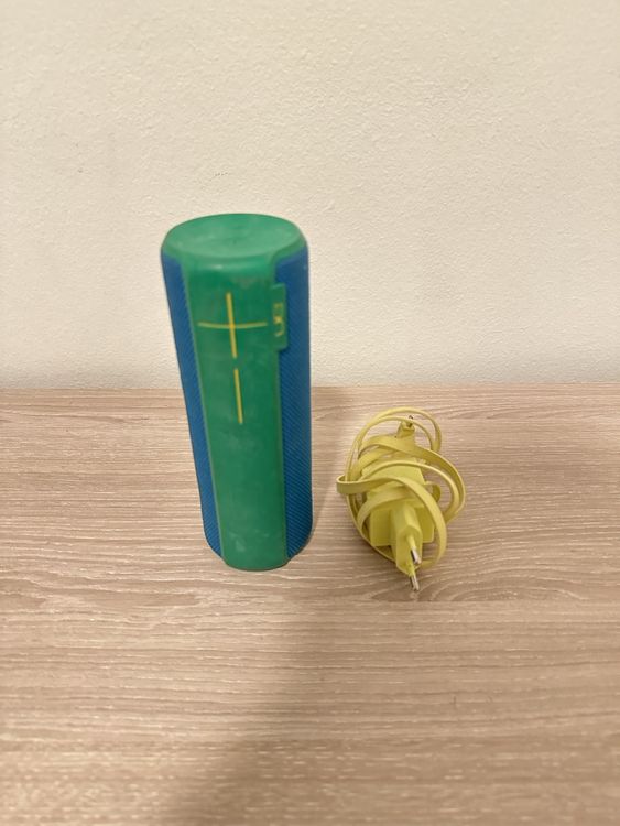 UE Boom 2 (USB MICRO B Anschluss) (Gebraucht) in Tagelswangen für CHF ...