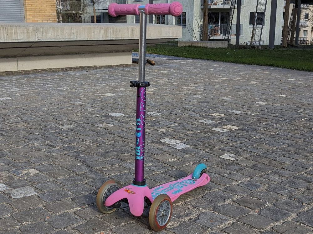 Mini Micro Deluxe Lavender Scooter (Gebraucht) in Zürich für CHF 38 ...