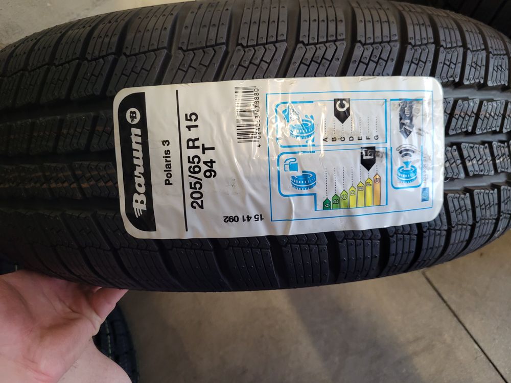 1×Winter Reifen 205/65 R15 94T Barum Polaris 3 | Kaufen auf Ricardo