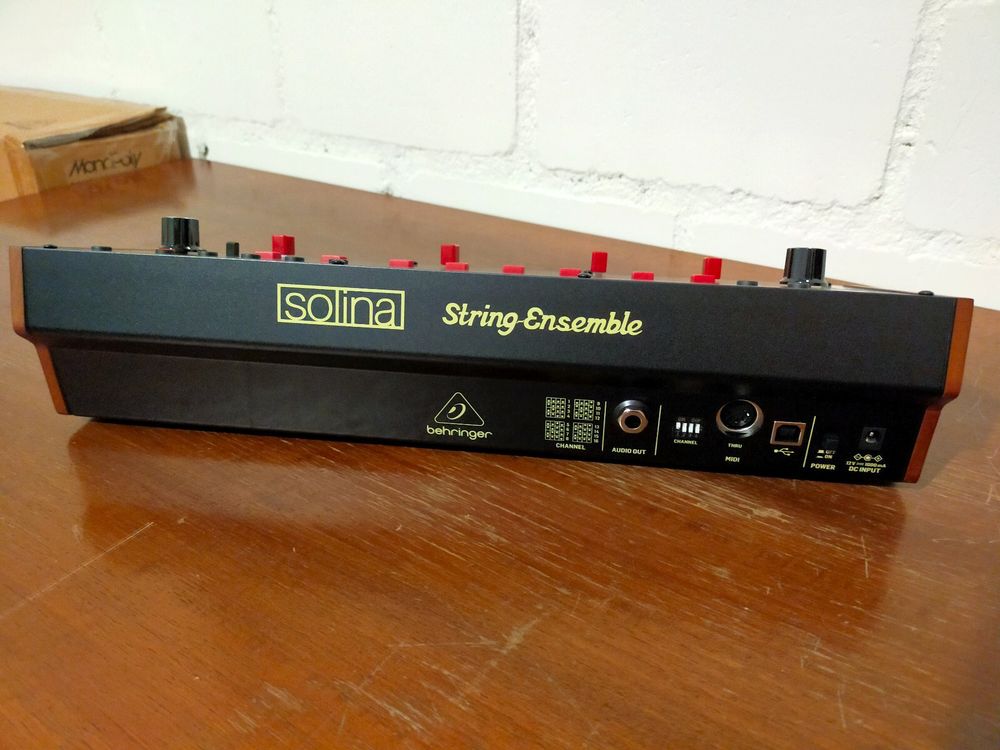 Behringer Solina String Ensemble mit Garantie | Kaufen auf Ricardo