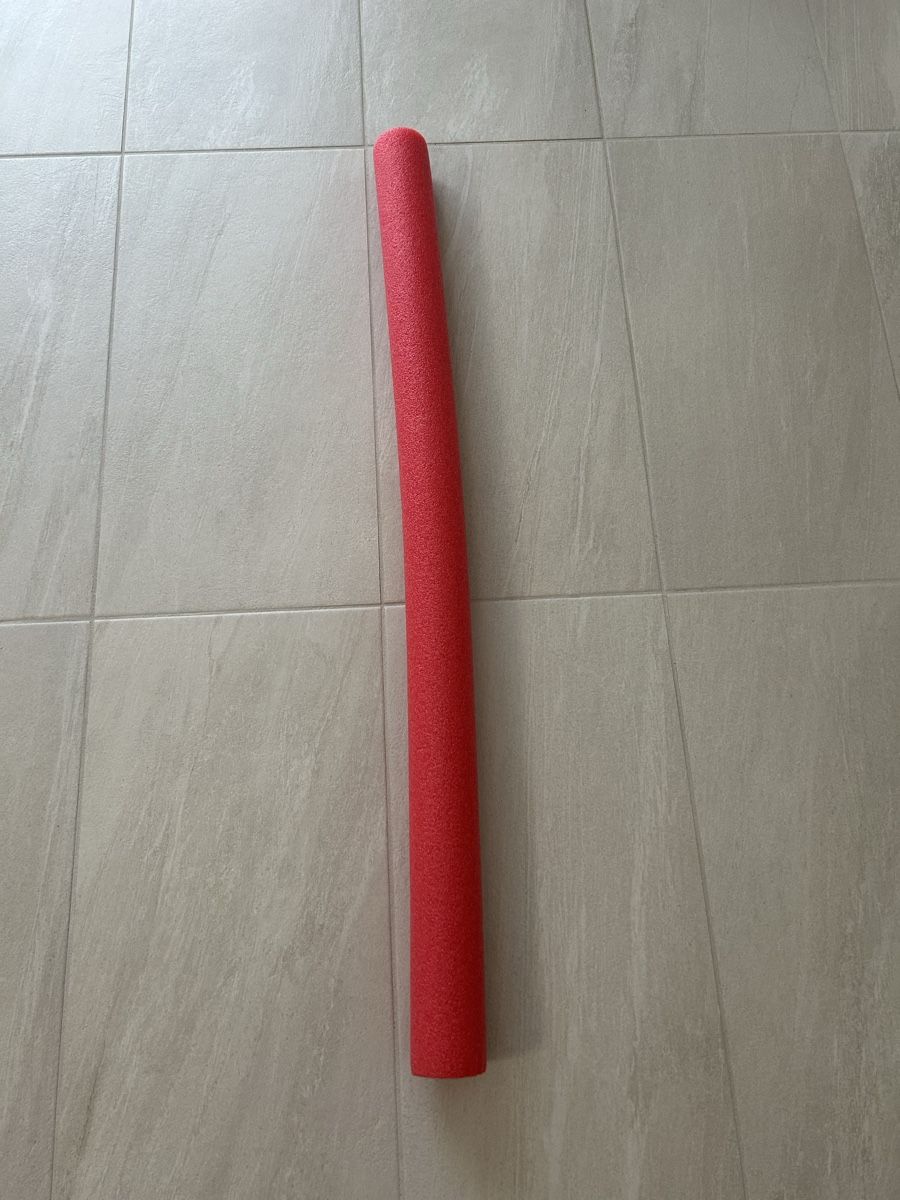 🏊‍♂️ Schwimmnudel / Pool Noodle – Rot (1 m) (Gebraucht) in Rikon im ...