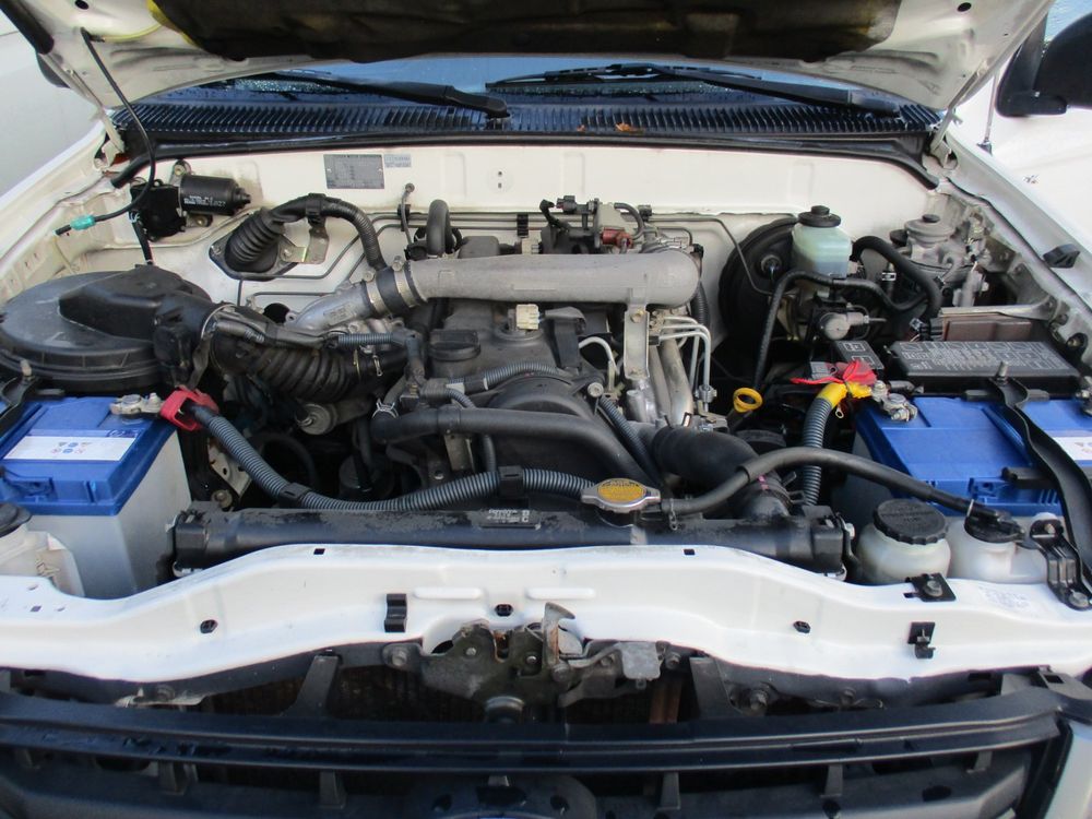 Toyota Hilux 4WD D-4D Diesel AB 100 FR (Gebraucht) in Seon für CHF 6020 – nur Abholung auf ...