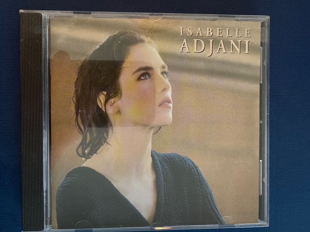 Isabelle Adjani - Pull Marine (Gebraucht) in Villars-sur-Glâne für CHF ...