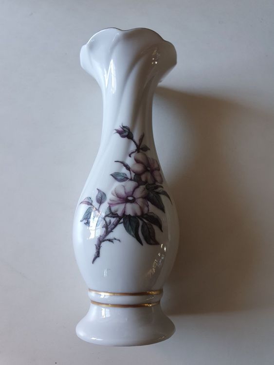 Antike Vase mit Blumenmuster | Kaufen auf Ricardo