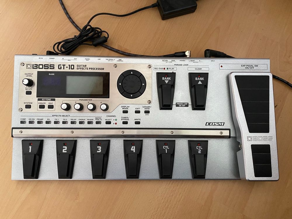 BOSS GT-10 Guitar Effects Processor (Gebraucht) in Lausanne 27 für CHF ...