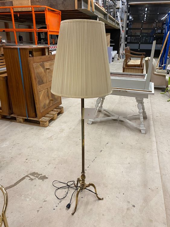 antike Stehlampe | Kaufen auf Ricardo