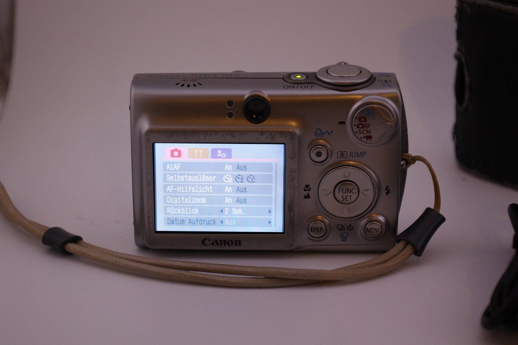 Canon Digital IXUS 700 Digitale Kompaktkamera inkl. Tasche (Gebraucht ...