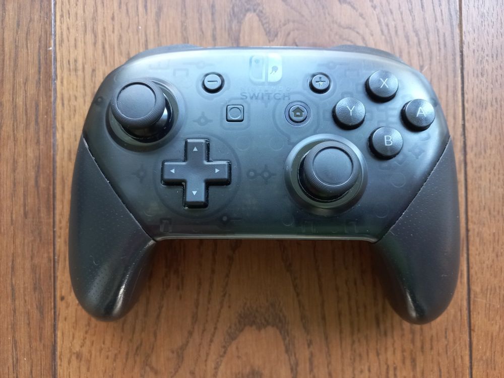 Nintendo Switch Pro Controller Black (Gebraucht) in Burgdorf für CHF 36 ...