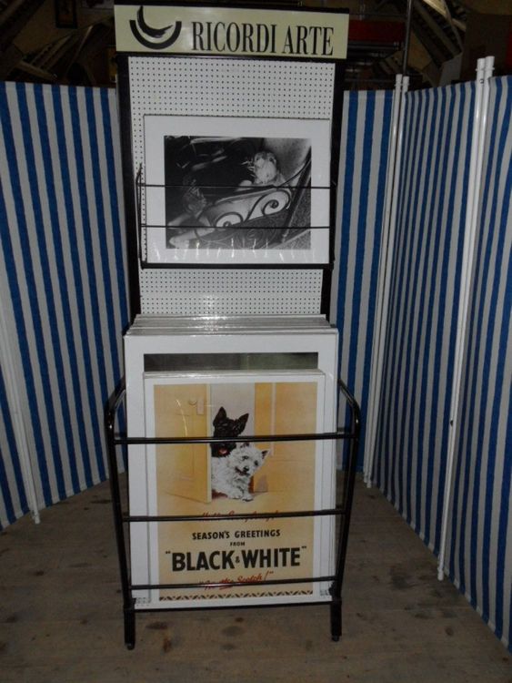 NEUE Spez. Poster 94 Stk. Mit Gestell (Gebraucht) in Ebikon für CHF 30 ...