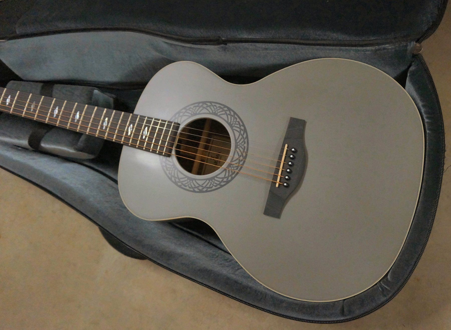 MONSTER Sigma Acoustic-Electric Guitar with Softshell Case (Gebraucht ...