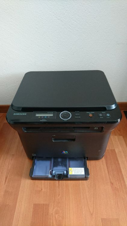 Samsung CLX-3175 (Defekt) in Pfäffikon SZ für CHF 9 – mit Lieferung auf ...