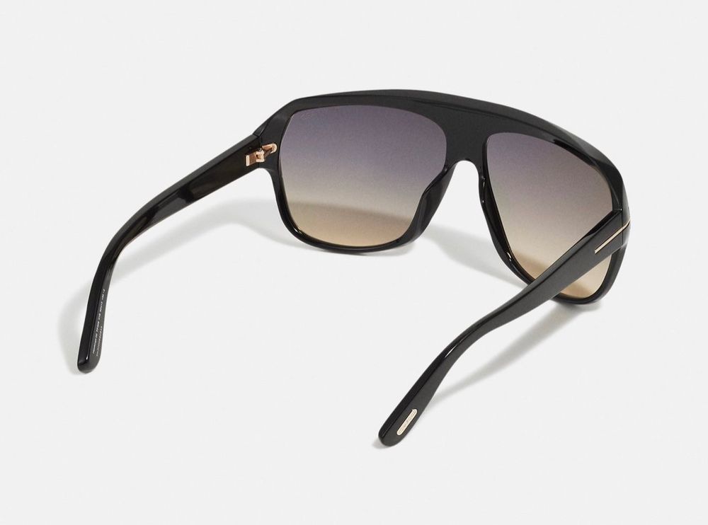 Tom Ford Herren Sonnenbrille TF908 01B | Kaufen auf Ricardo
