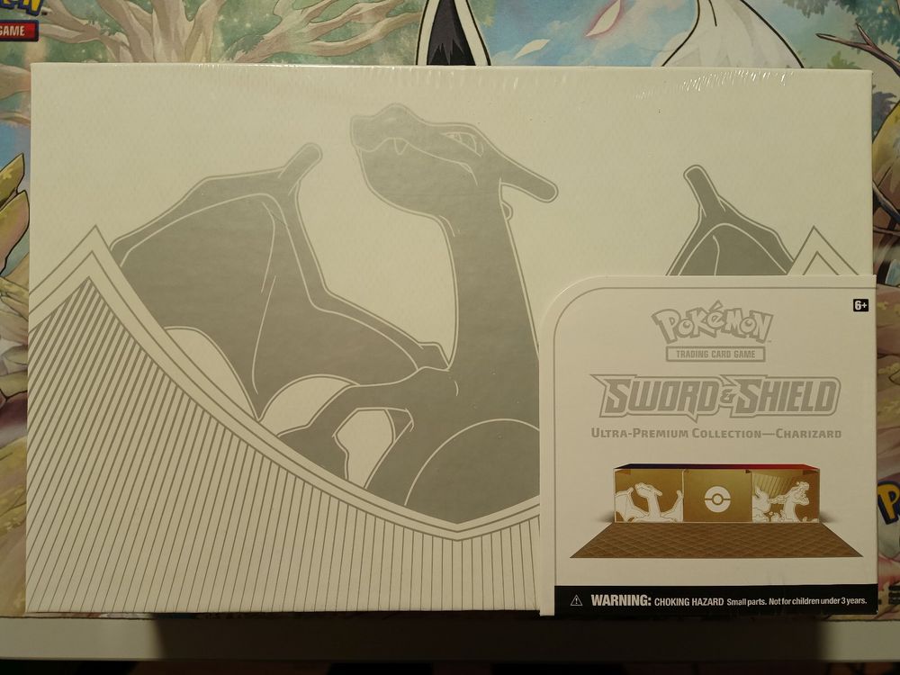 Charizard Ultra Premium Collection - SEALED ENGLISCH | Kaufen auf Ricardo