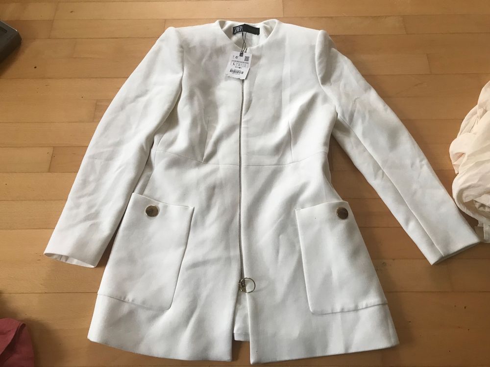 Zara Jacke 38 neu (Neu und originalverpackt) in Oberurnen für CHF 16 – mit Lieferung auf Ricardo ...