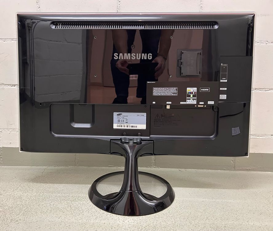 SAMSUNG LED TV Monitor 27 Zoll - T27A550 | Kaufen auf Ricardo
