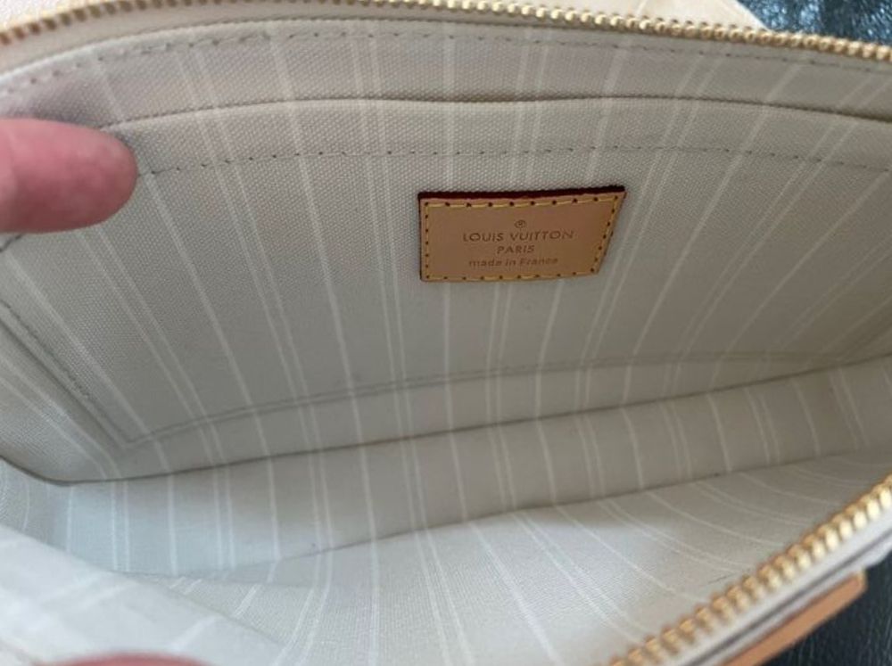 ️ LOUIS VUITTON Multi Pochette The Pool Brume (Neu (gemäss Beschreibung)) in Steinhausen für CHF ...
