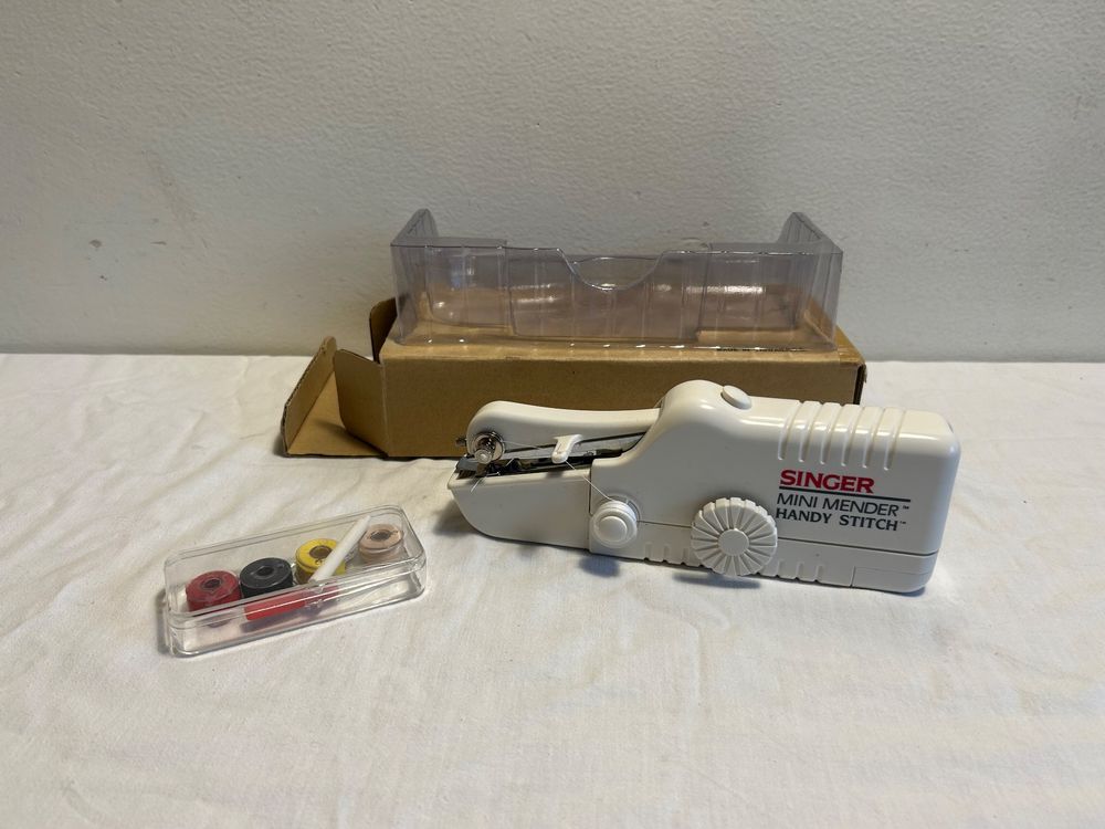 Machine à coudre Singer Mini Mender (Gebraucht) in Geneve für CHF 10 ...