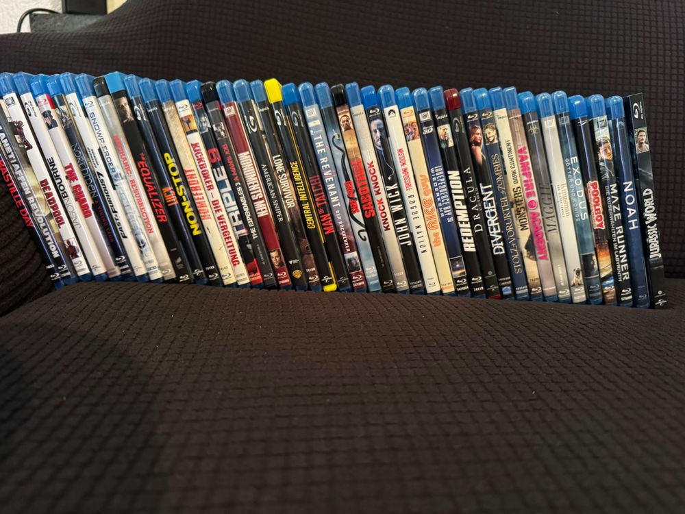 43 Blue Ray DVD s (Gebraucht) in Pfäffikon SZ für CHF 20 – mit Lieferung auf Ricardo kaufen