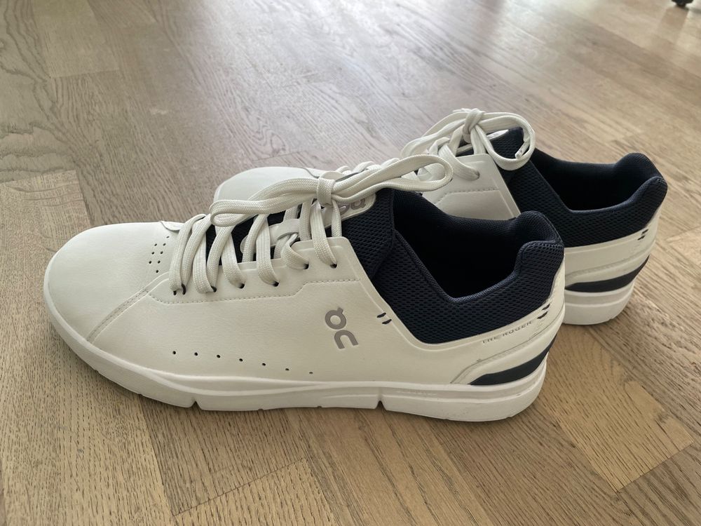 ON The Roger Advantage Herren Sneaker, 1x getragen | Kaufen auf Ricardo